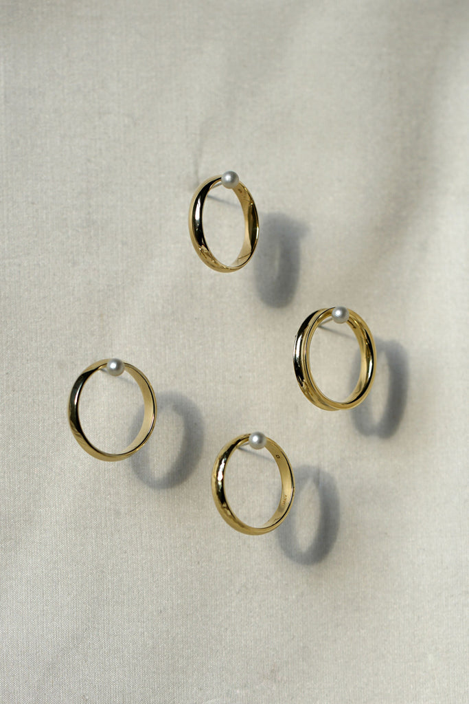 Solid Gold Band Rings: A Guide | Otiumberg