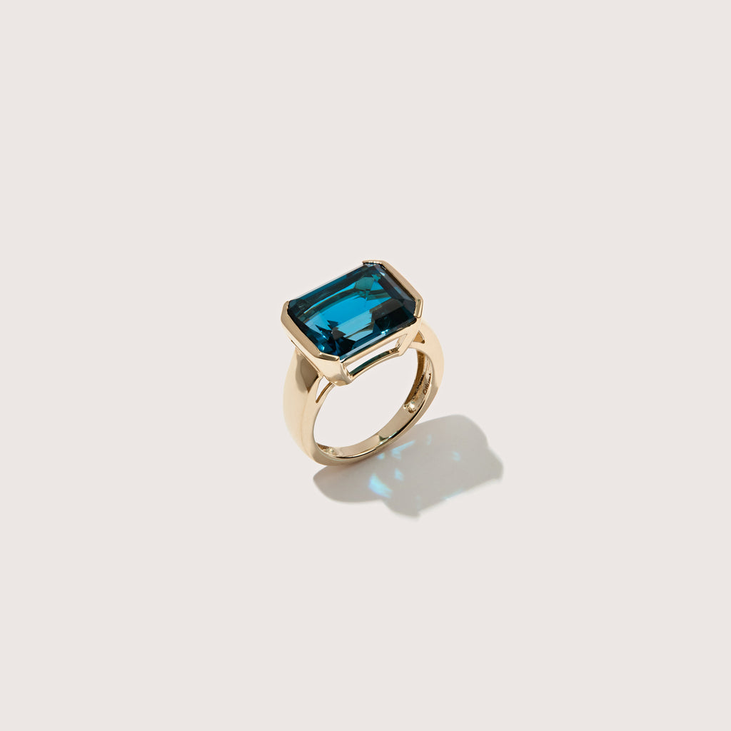 Otiumberg Blue Topaz Domino Ring | 14kt Solid Gold Cocktail Ring