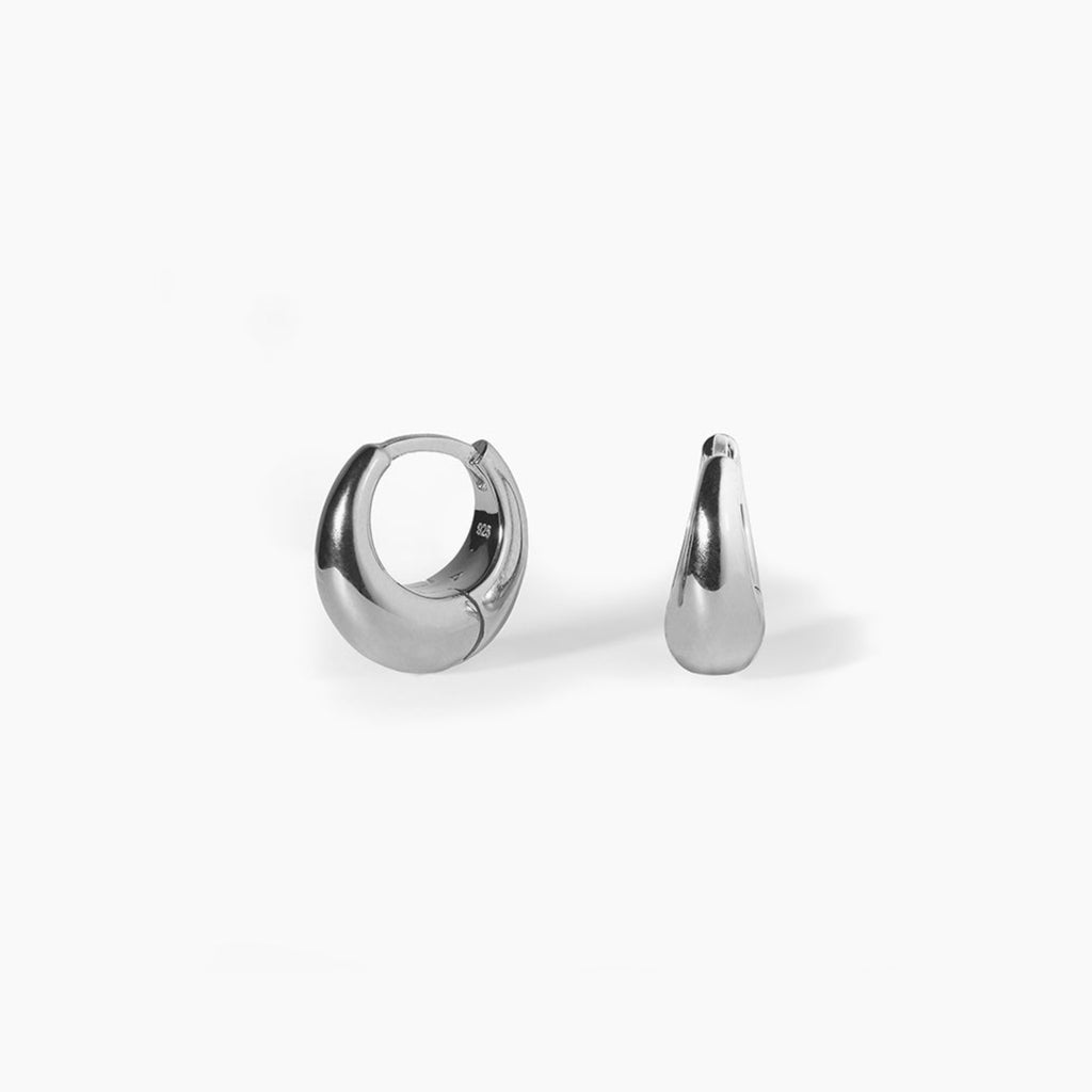 Mini Silver Graduated Hoops | Otiumberg sterling silver jewellery